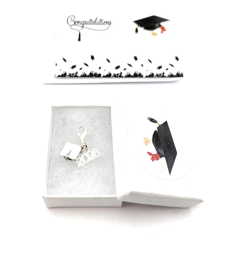 Graduation Hat - Mortar Board 2026 Clip on Charm With 4 Gift Options ...