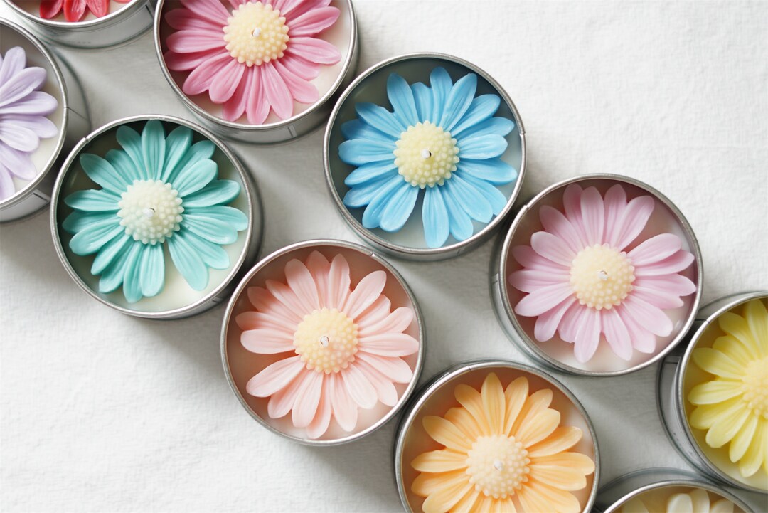 Elegant Daisy Flower Candle, Bridal, Baby Shower Candle, Scented Candle ...