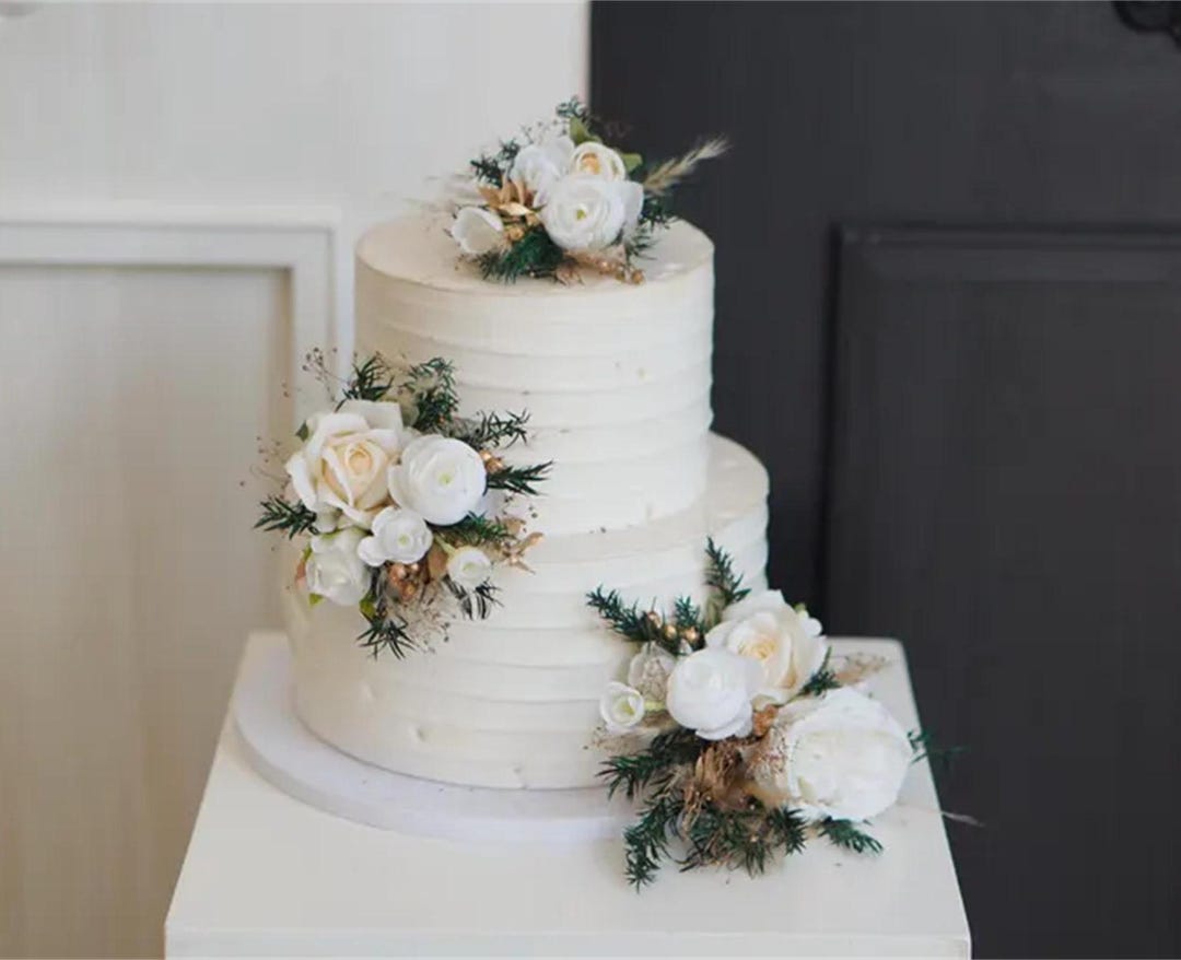 A Set of Three Wedding Cake Topper, Emerald Green, White , Gold Cake ...