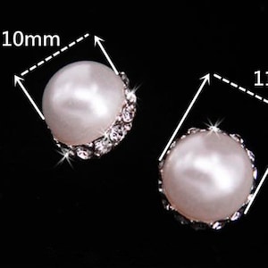 Five Pieces White Faux Pearl Button With Shiny Diamonds Mushroom Metal ...