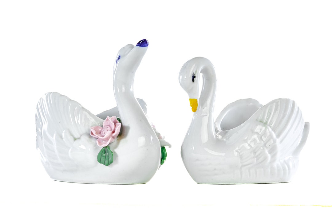 Pair of Ceramic Swan Ring Holders - Etsy