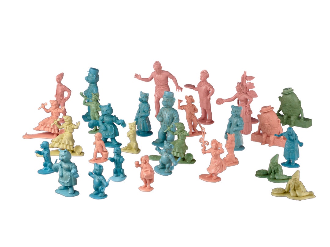 Marx Nursery Rhyme Figurines, 32 Vintage Plastic, 1950's - Etsy