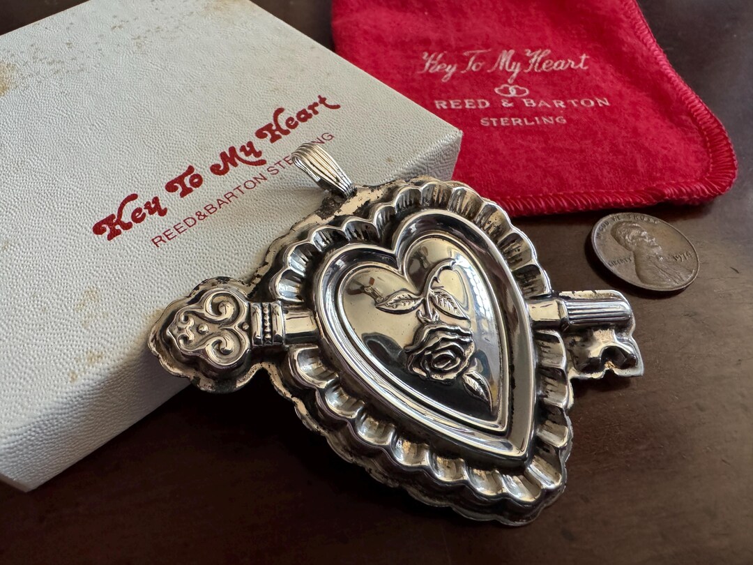 Reed and Barton Sterling Silver Key to My Heart Pendant Necklace ...