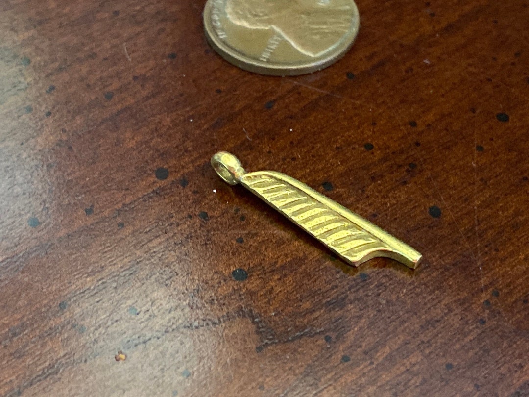 MMA Gold Feather of Truth Pendant - Egyptian Revival - Vintage 1976 ...