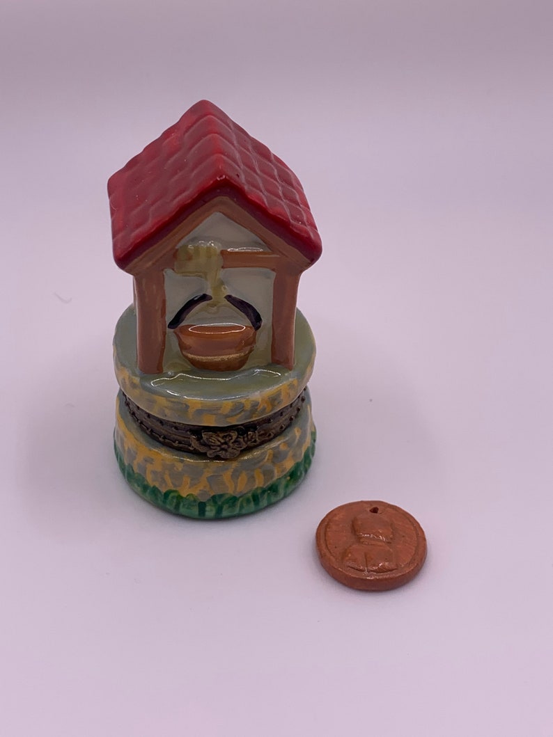 Water Well Shaped Trinket Box With Miniature Coin Figurine 3 Rustic ...