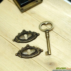 Set Vintage Horizontal Classic Western Key Hole With Antique Skeleton ...
