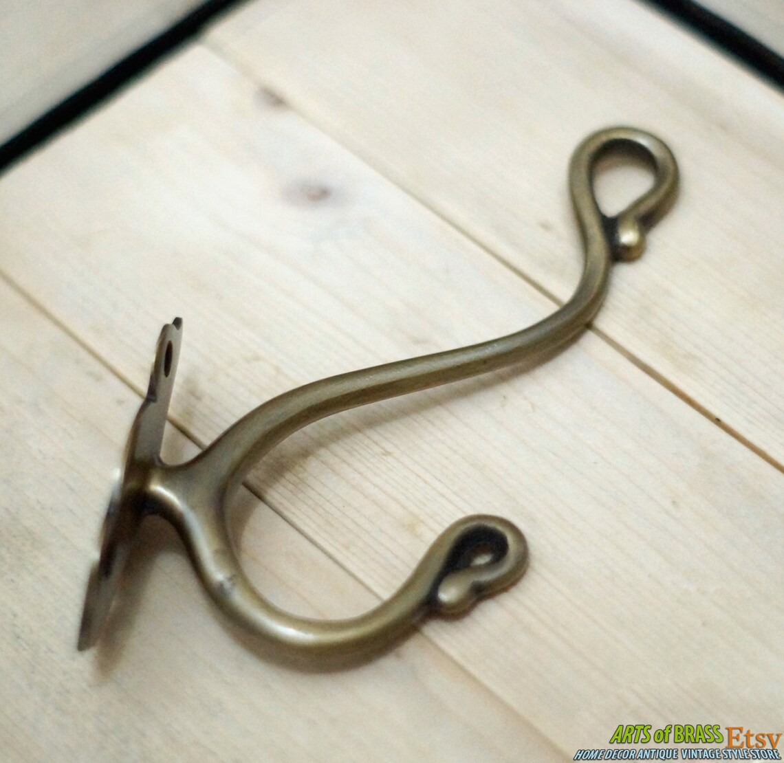 Lot of 2 Pcs Vintage CLASSIC Victorian HOOK Classic Solid - Etsy