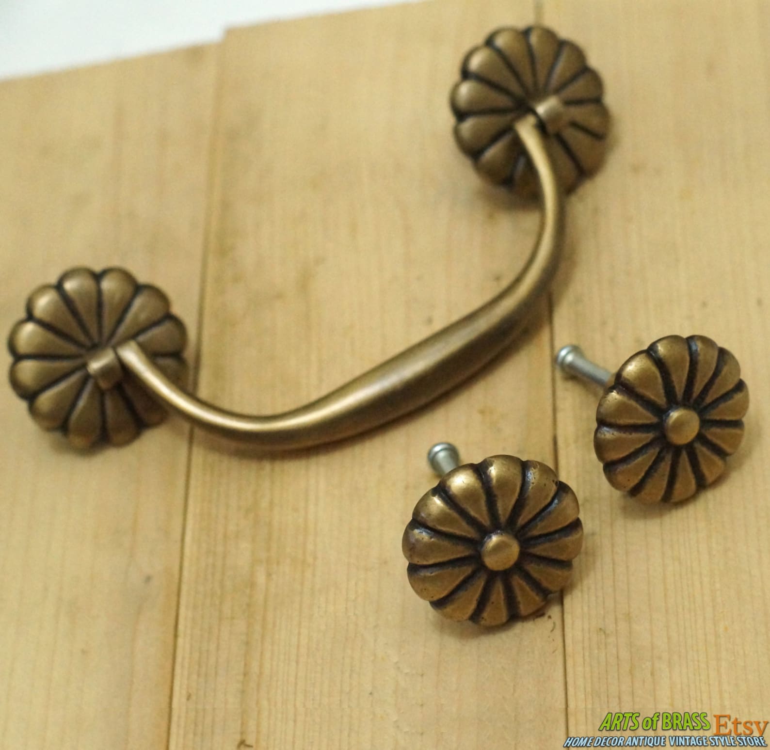 Complete Set Vintage Flowers Rosette Bails Handle and Round | Etsy