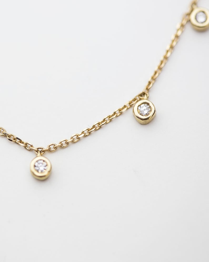 5 Diamond Bezel Dangle Necklace // 14k Diamond Shaker Necklace - Etsy