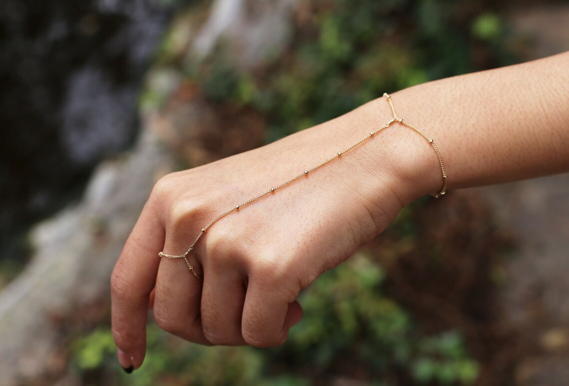 Delicate Ring Bracelet/ Delicate Hand Jewelry/ Boho Hand Chain ...