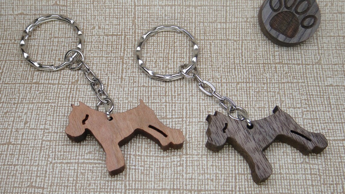 Miniature Schnauzer Keychain - Schnauzer Keyring - Wood Schnauzer ...