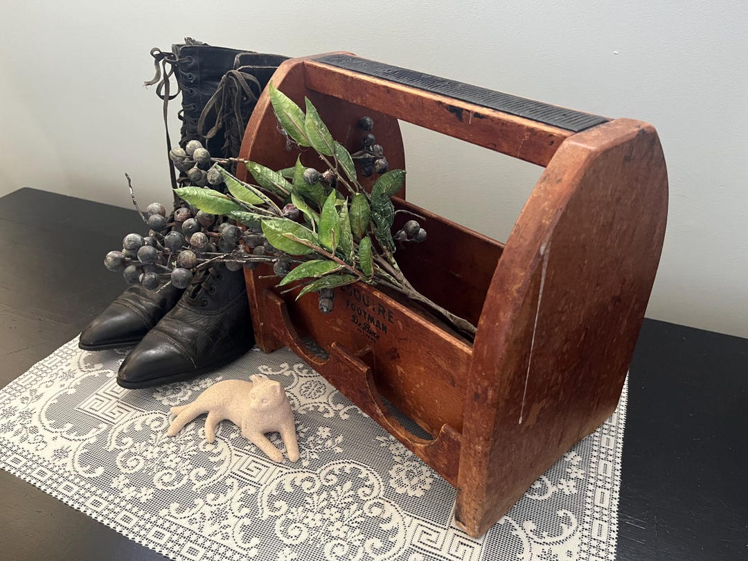 Primitive Wood Shoe Tote Box - Esquire Footman De Lux Shoe Shine Caddy ...
