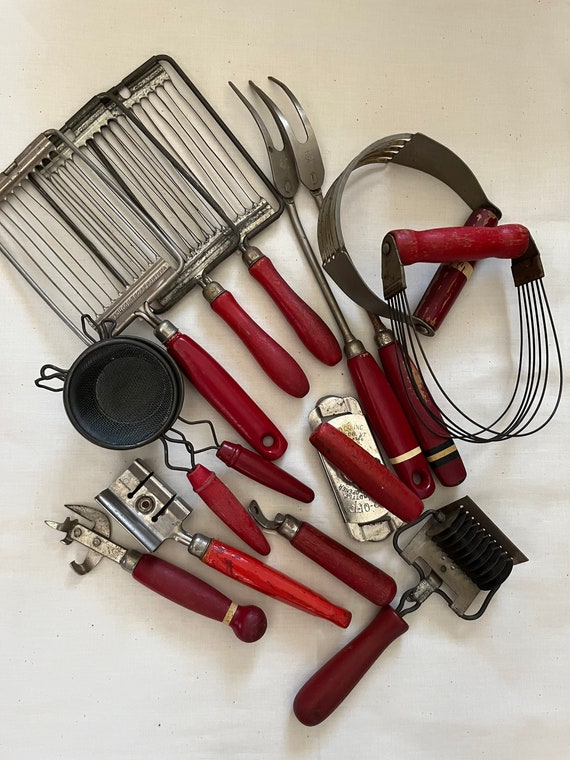 Vintage Red Wood Handle Kitchen Utensils Farmhouse Cottage - Etsy