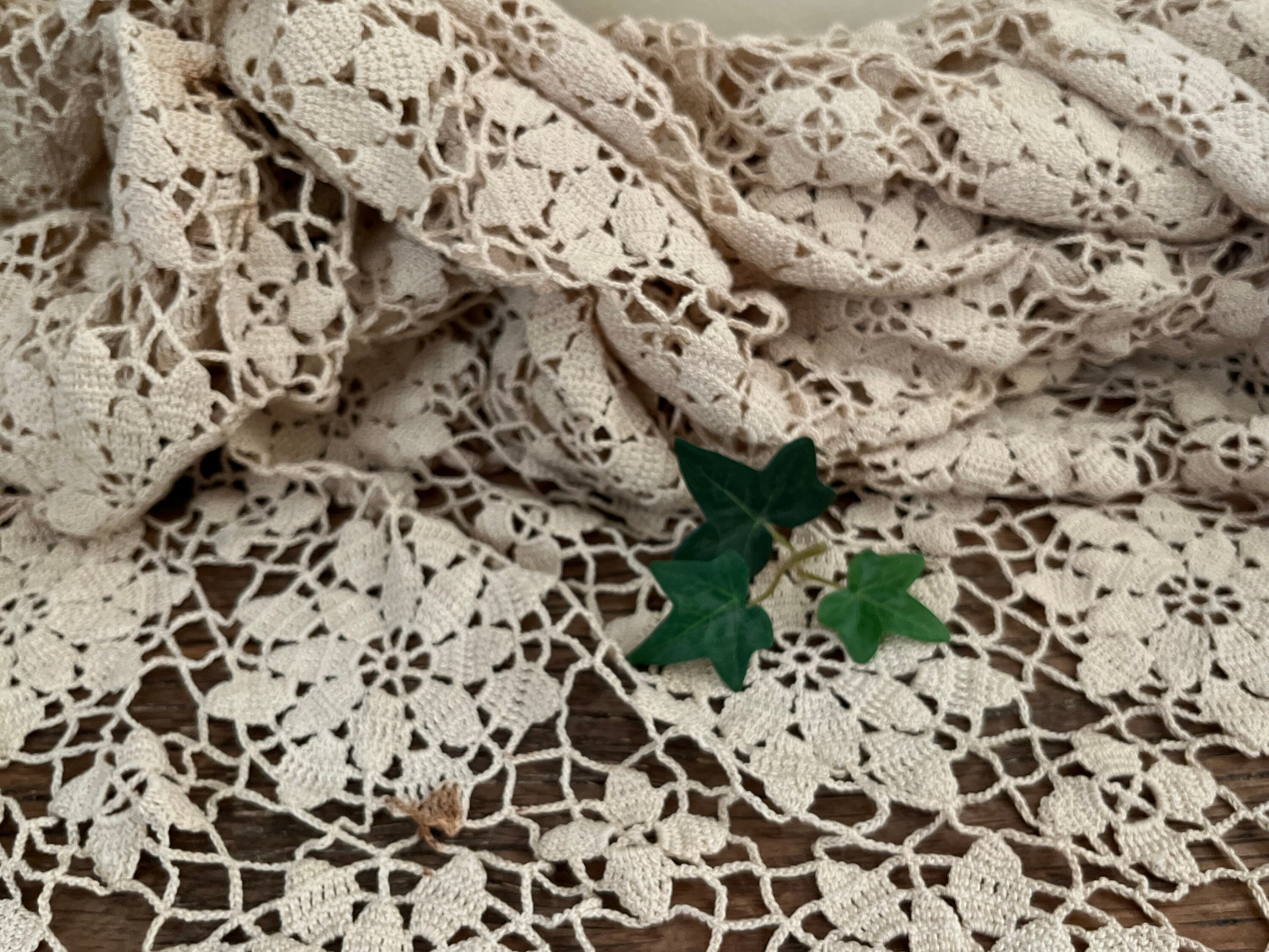 Vintage Crochet Tablecloth Bedspread Lace Throw Handmade Crochet ...