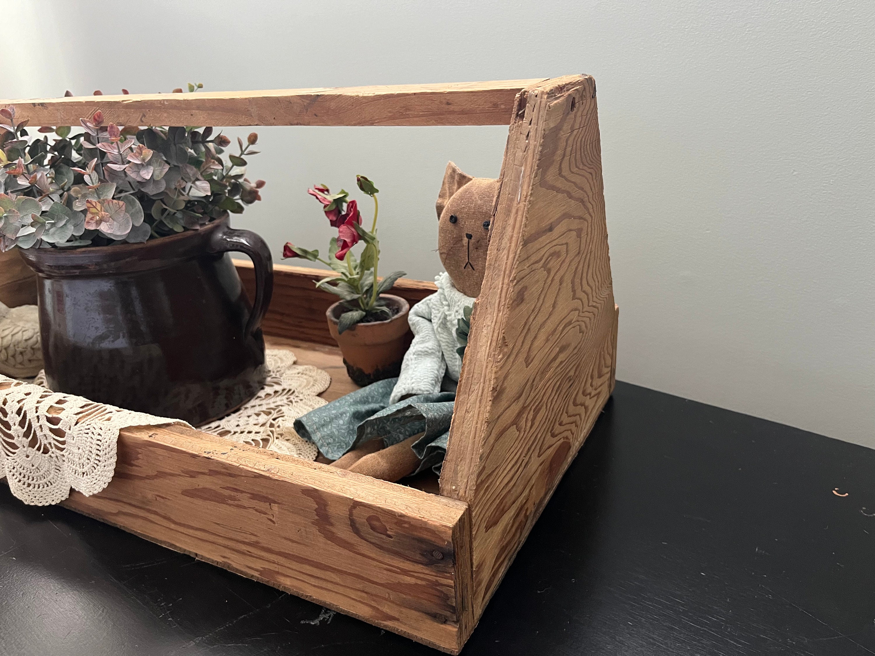 Primitive Wood Tote Box Farmhouse Caddy Handmade Chippy Paint Tote ...