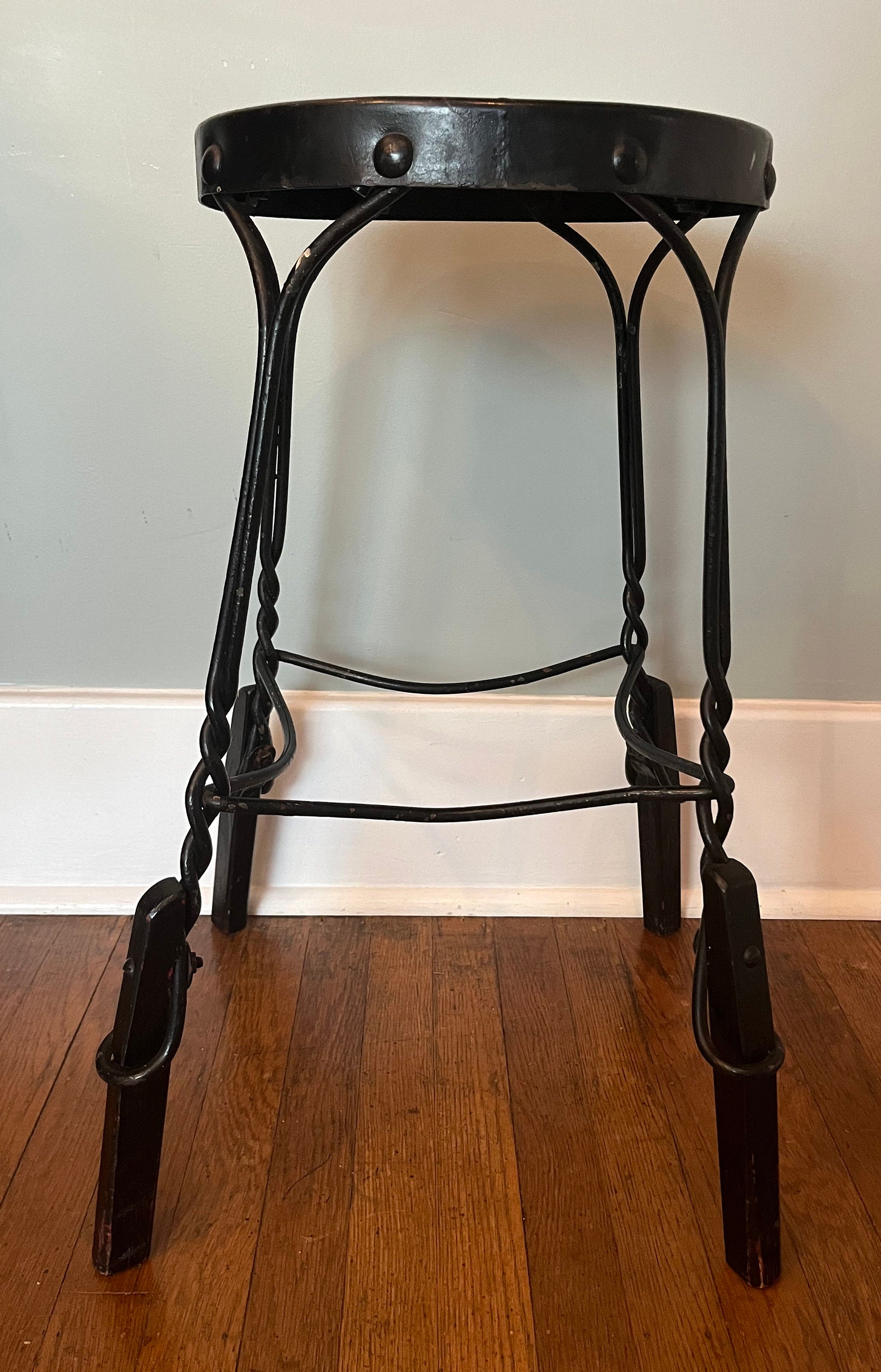 Vintage Metal Ice Cream Shop Stool Vintage Soda Shop Twisted Metal ...