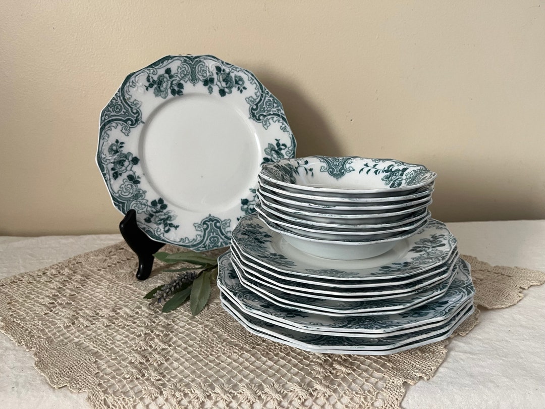 Set of 18 Vintage W.H. Grindley Pieces Berry Bowls 6.5 and 7.5 Plates ...