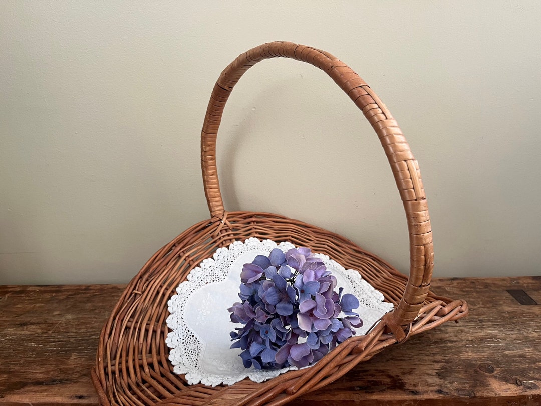 Vintage Harvest Gathering Basket Large Farmhouse Market Gathering Old ...