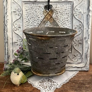 Rustic Galvanized Olive Bucket W/ Handle - Distressed Primitive Country ...