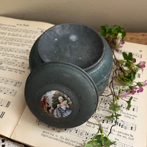 Vintage Powder Puff Music Box - Vintage Trinket Jewelry Box - Etsy