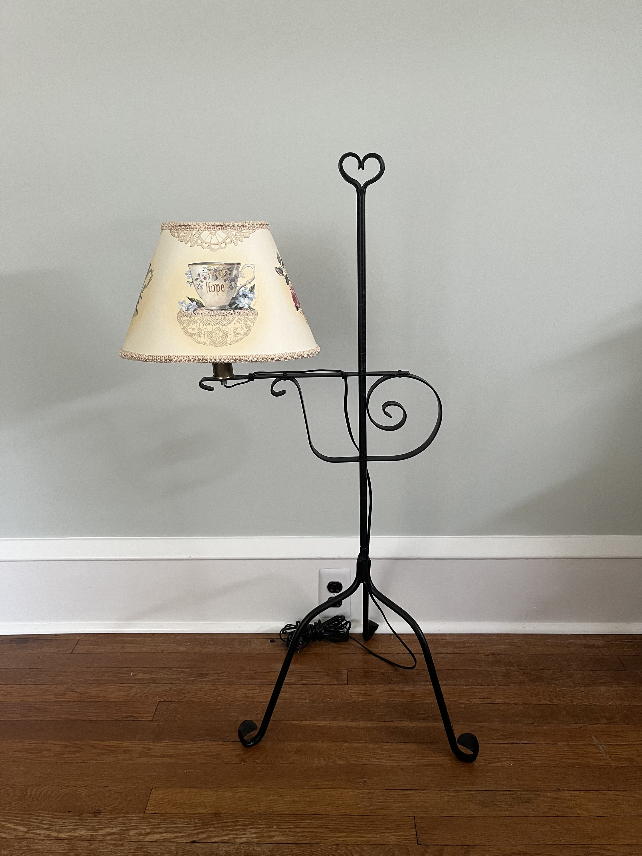 Vintage Longaberger Basket Lamp - Black Wrought Iron Basket Display ...