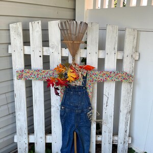 Vintage Rake Scarecrow - Scarecrow in Overalls - Farm Barn Country Fall ...