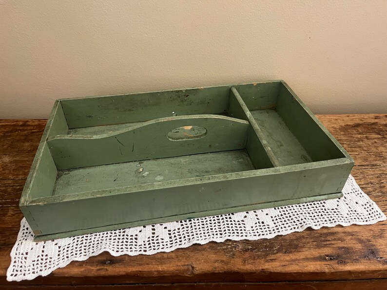 Primitive Wood Tote Box - Farmhouse Flatware Caddy - Chippy Paint Tote ...