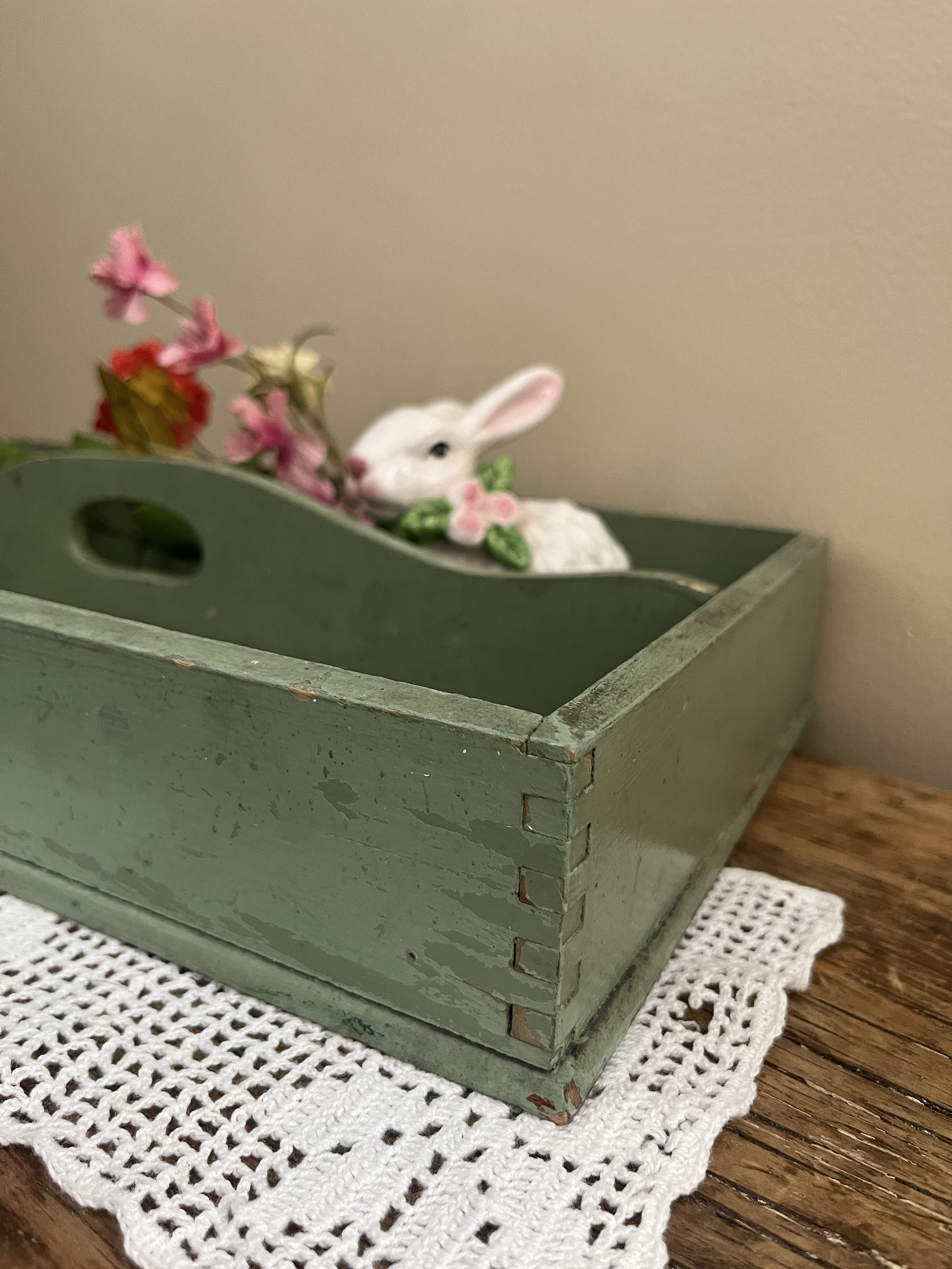 Primitive Wood Tote Box - Farmhouse Flatware Caddy - Chippy Paint Tote ...