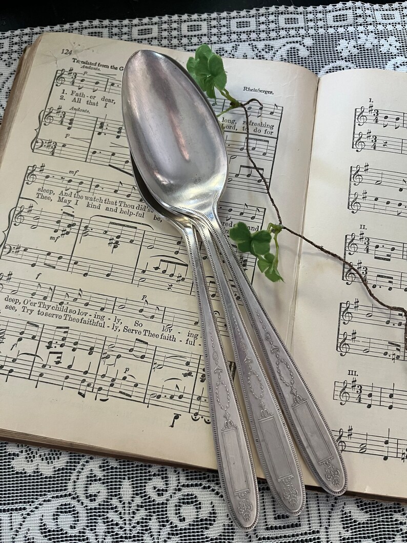 1921 Grosvenor 3 Serving Spoons Community Plate Serving - Etsy