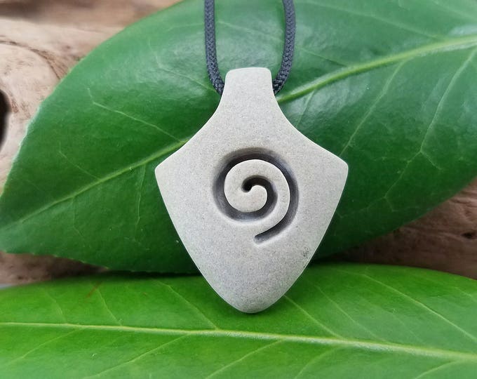 Carved Arrowhead Natural Stone Spiral Necklace Engraved Beach Rock ...