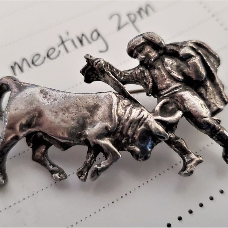 Bull Brooch - Etsy
