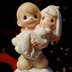 Vintage Precious Moments Wedding Bell With Bride and Groom 848890 ...