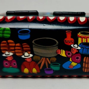 Vintage Handmade Hand Painted Wooden Peruvian Folk-art Trinket Box - Etsy