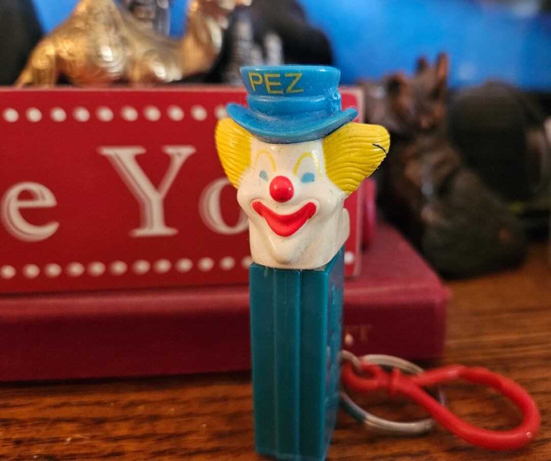 Vintage Peter the Clown Miniature Pez Candy Dispenser Keychain Backpack ...