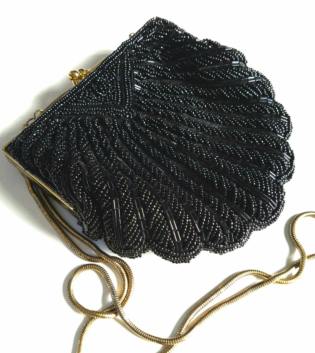 Vintage Black Beaded Kiss Lock Clasp Scalloped Clamshell Shoulder Bag ...