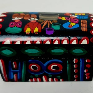Vintage Handmade Hand Painted Wooden Peruvian Folk-art Trinket Box - Etsy