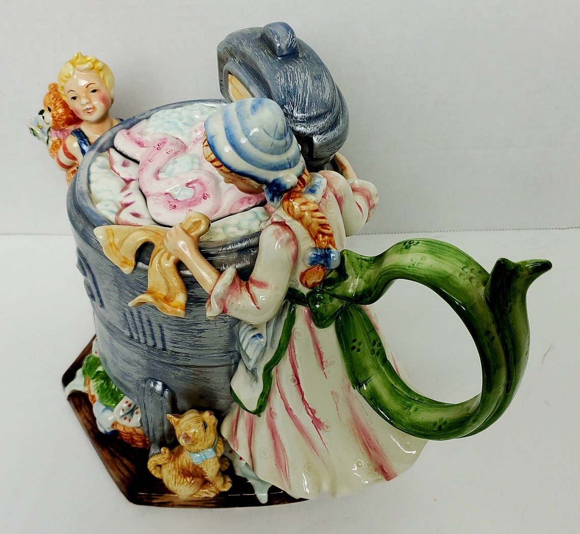 Vintage Ceramic Laundry Day Teapot: Mother and Child Washing Machine - Etsy