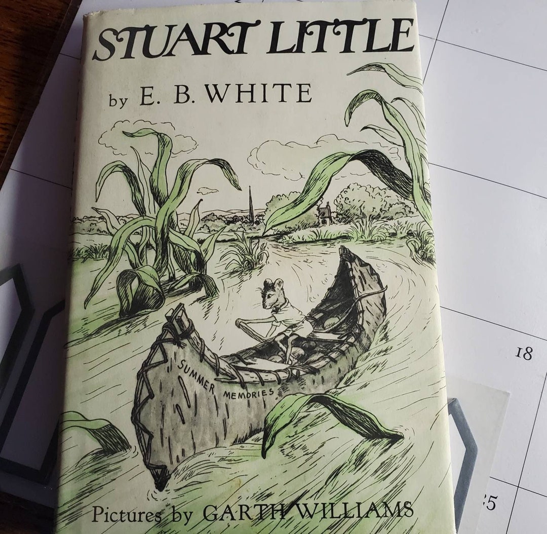 Stuart Little by EB White Pictures by Garth Williams Hardcover Edition ...