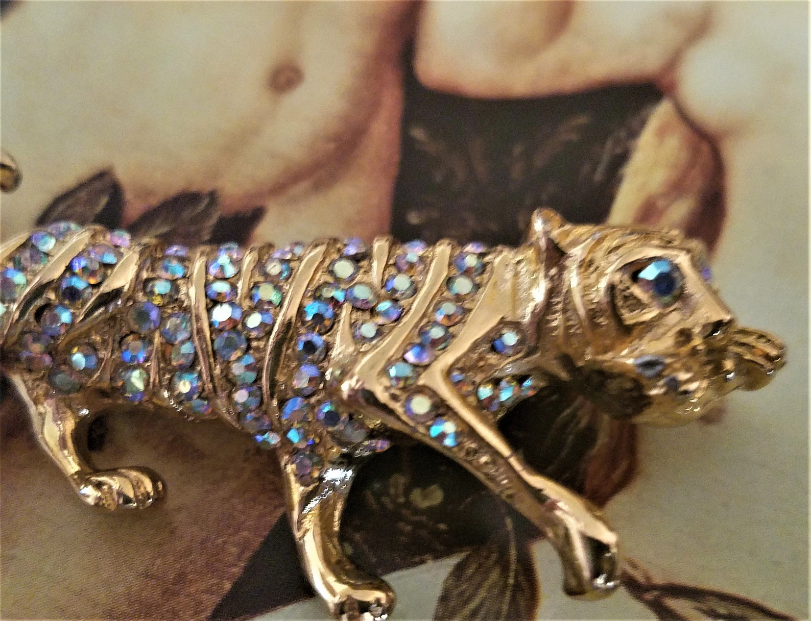 Vintage Gold Tone Tiger Embedded With Brilliant Crystal Rhinestones - Etsy