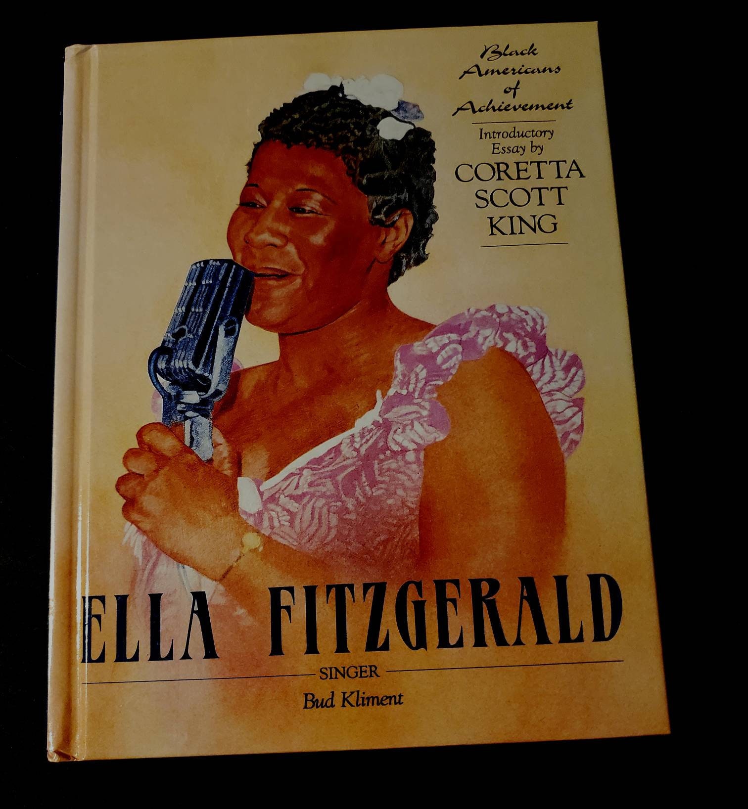 Ella Fitzgerald Singer: Black Americans of Achievement, 1988 Hardcover ...