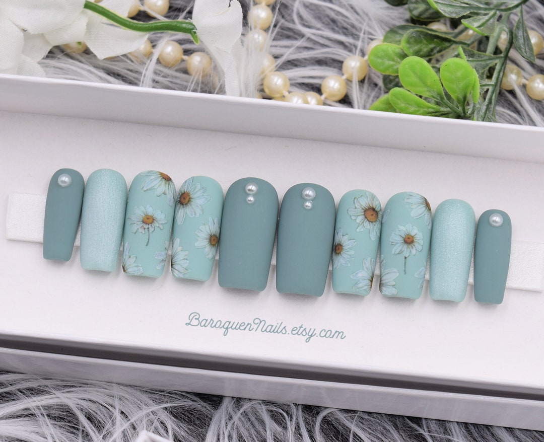 Sage Green Press on Nails: Chamomile Floral Pearl Nail Art - Etsy