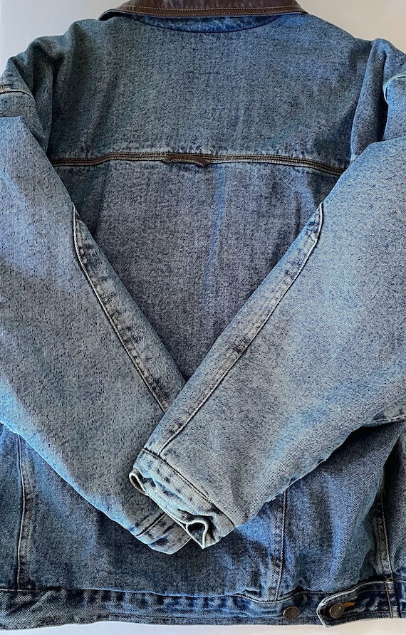 Jean Jacket Lined in Blue Plaid! - Sublime- Vintage … - Gem