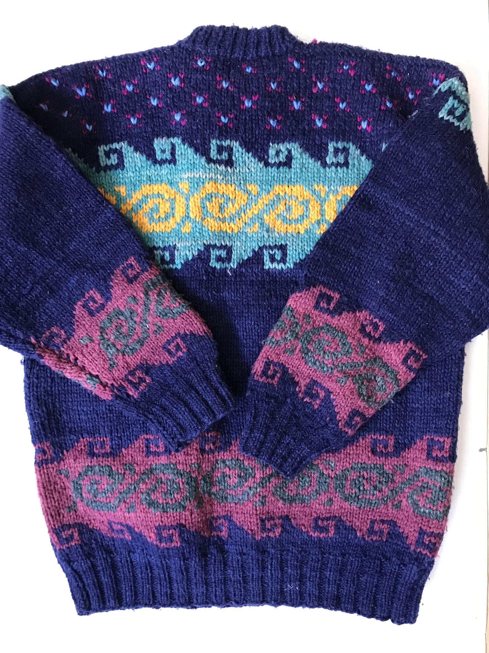 Ethnic Sweater Ecuador - Charming People in Folk Costume - Yummy Thick ...