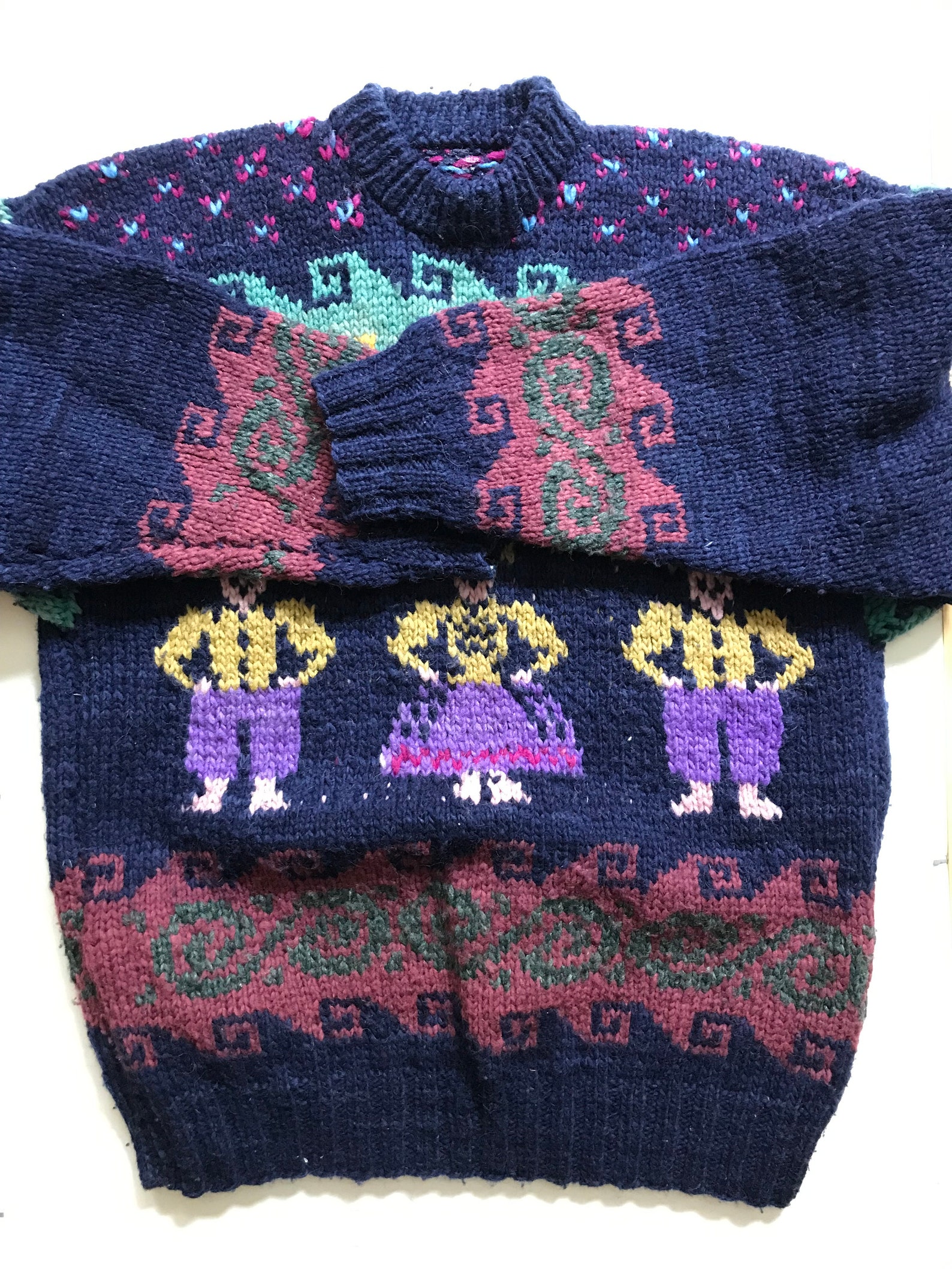 Ethnic Sweater Ecuador - Charming People in Folk Costume - Yummy Thick ...