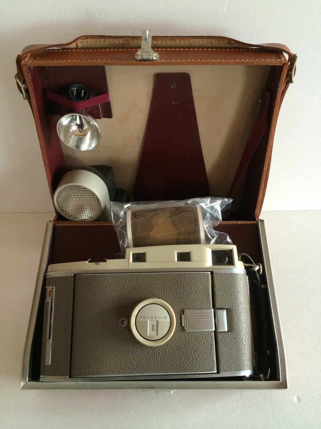 Vintage Polaroid Camera Complete W Leather Case Model 800 Land Camera ...