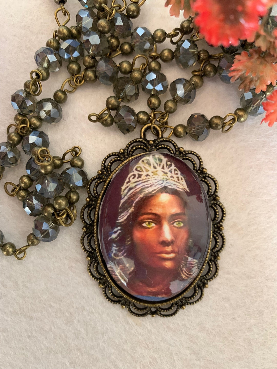 SAINT SARAH the KALI. Necklace. - Etsy