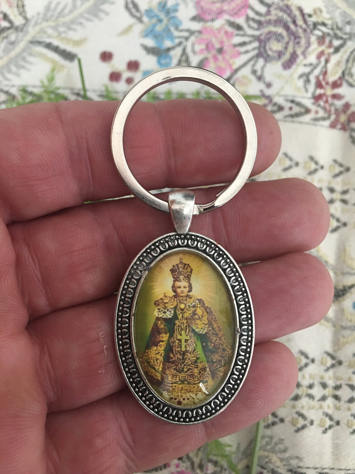 Holy Child Jesus of Prague. Keychains. | Etsy