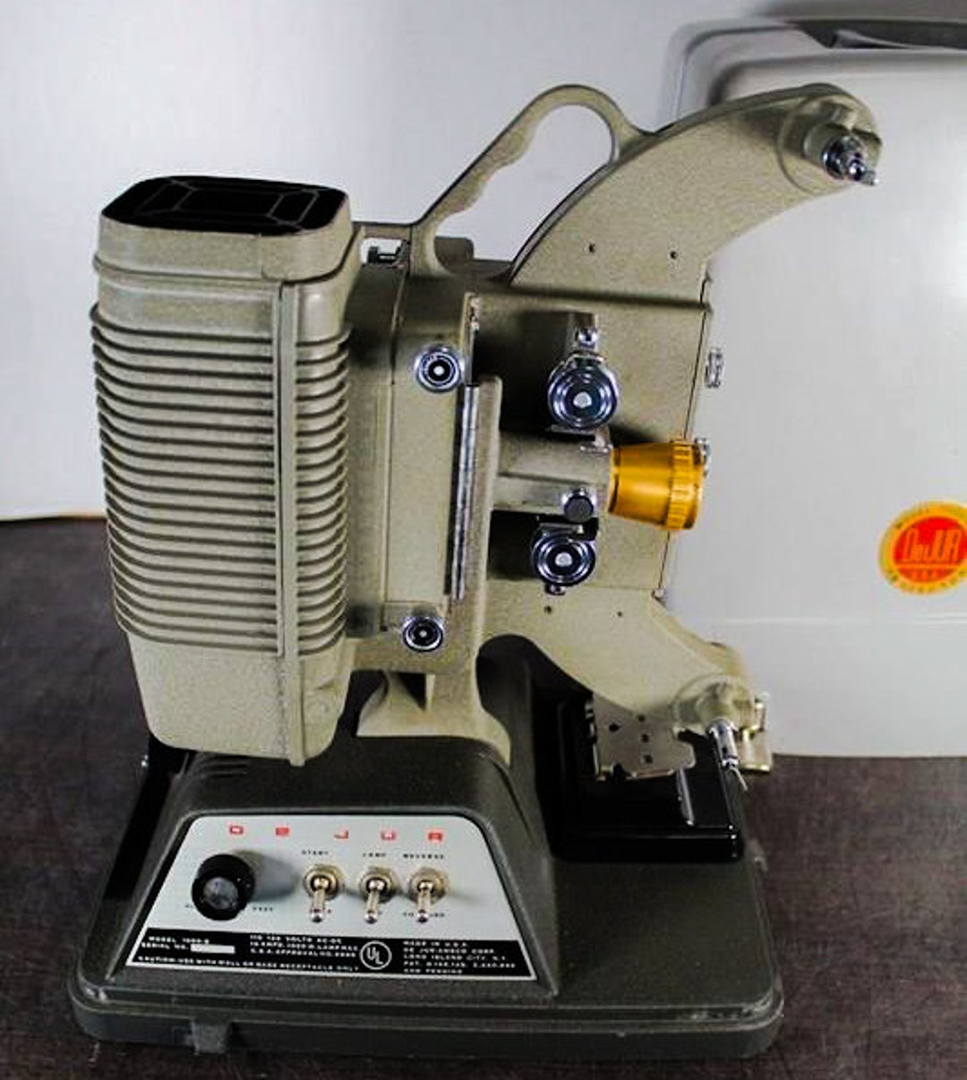 Dejur Model 1000-B 8MM Film Projector Includes Original Hard Carry Case ...