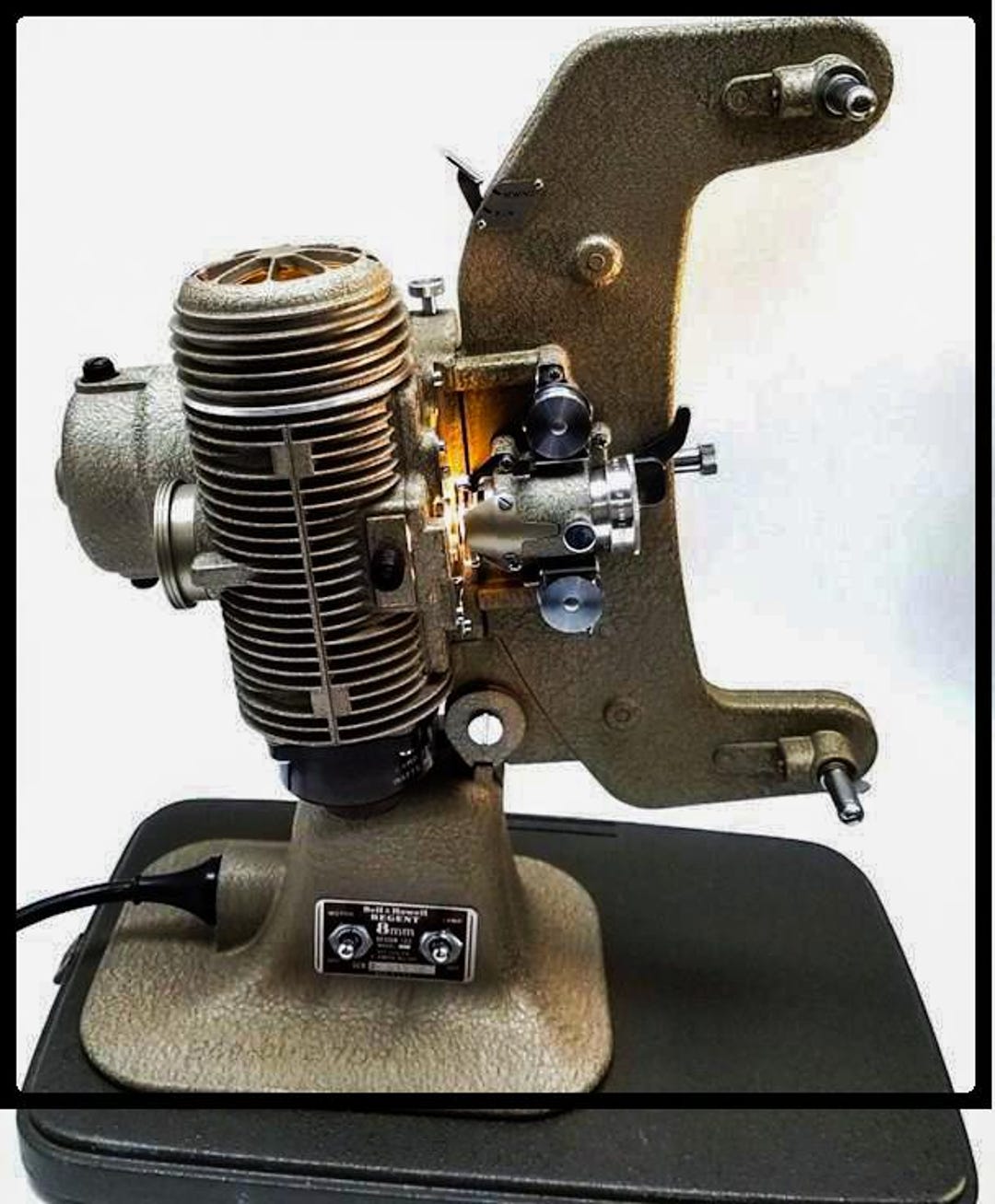 Bell & Howell 8MM Projector Model 122L, Serviced With NEW Lamp (bulb ...