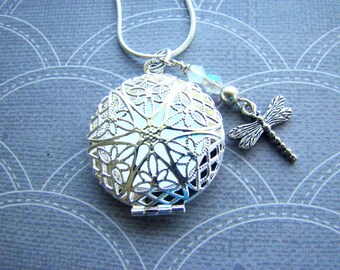 Simplicity Antique Silver Essential Oil Diffuser Necklace | Etsy